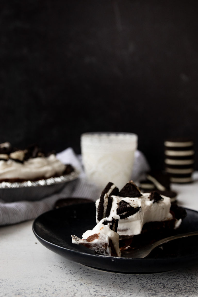 Oreo Chocolate Pudding Pie - Goodie Godmother