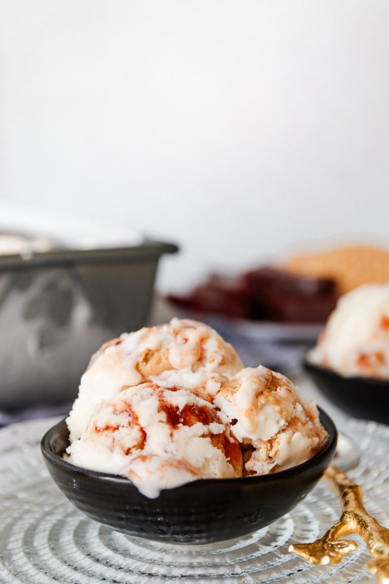 Guava Cheese Ice Cream - Goodie Godmother
