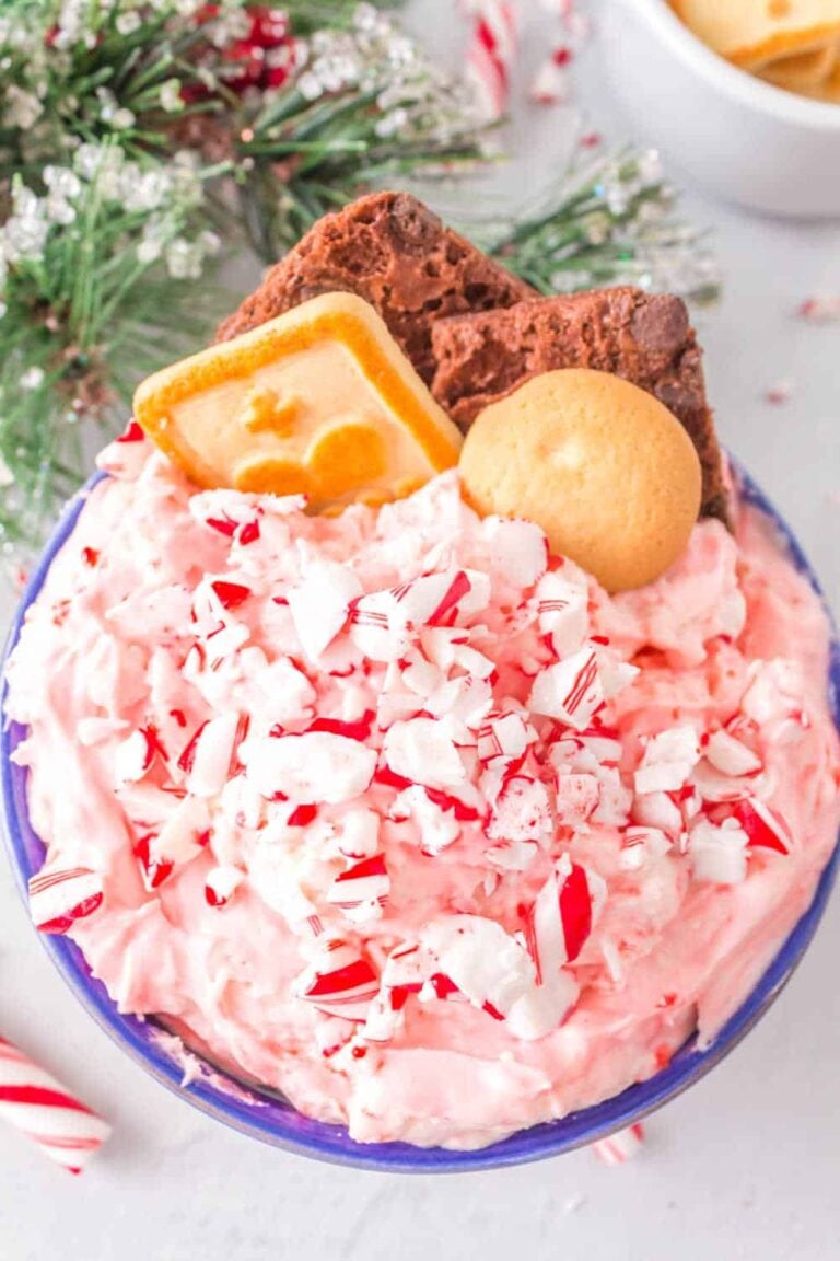 15 Delicious Candy Cane Dessert Recipes - Goodie Godmother