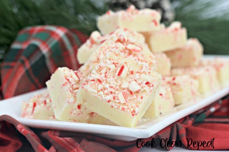 15 Delicious Candy Cane Dessert Recipes - Goodie Godmother