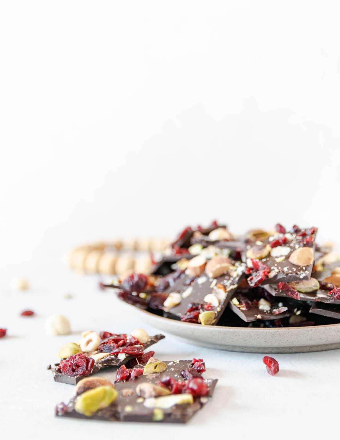 Dark Chocolate Almond Bark with Pistachios and Cranberries {Trail Mix ...
