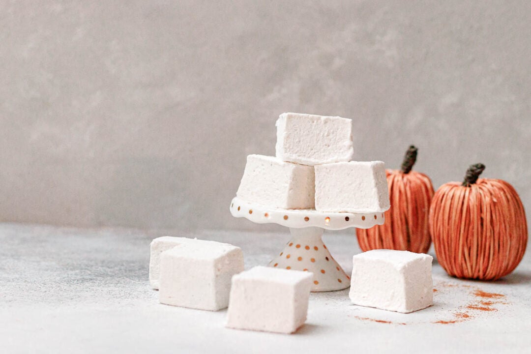 Pumpkin Spice Marshmallows - Goodie Godmother